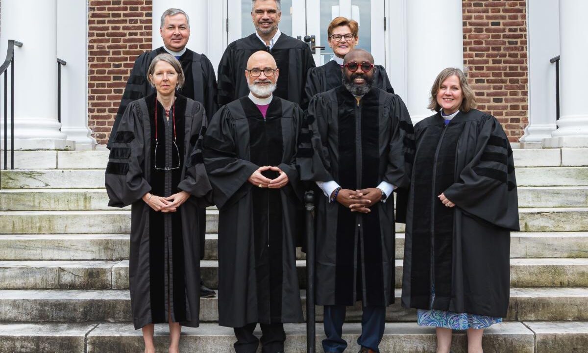 Honorary Degree presented to Dr. De La Torre | Iliff School of Theology